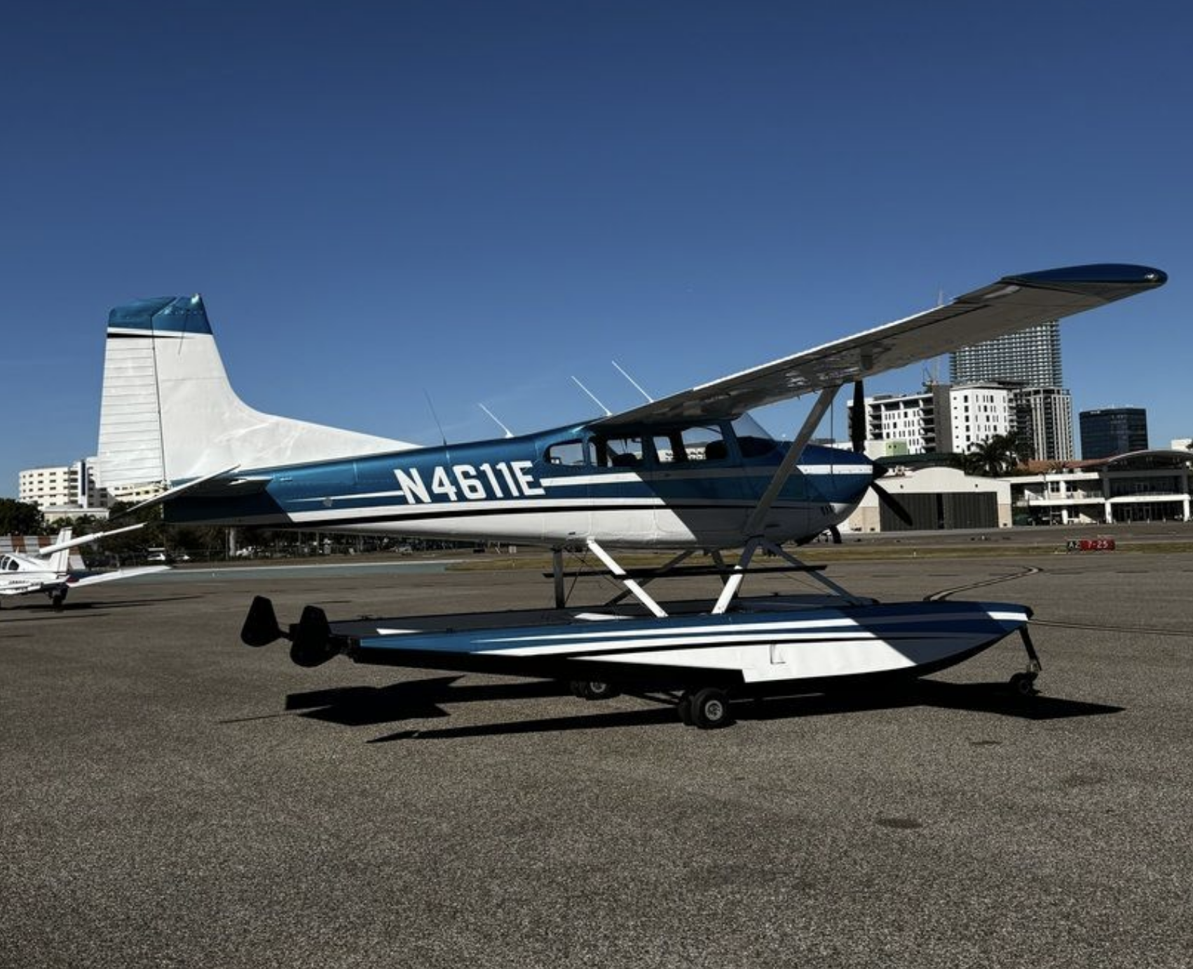 1979 Cessna 185F (Amphibious) – Taildraggers.com